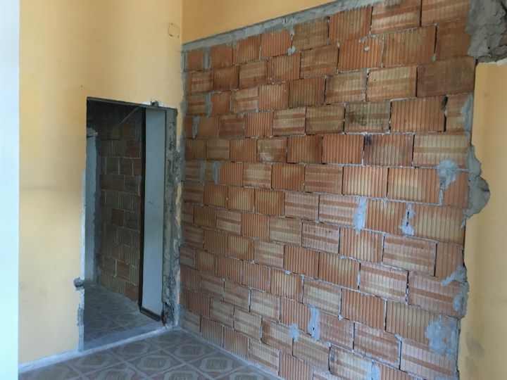 I bought a house with no water, no electricity and no heating in Florence.